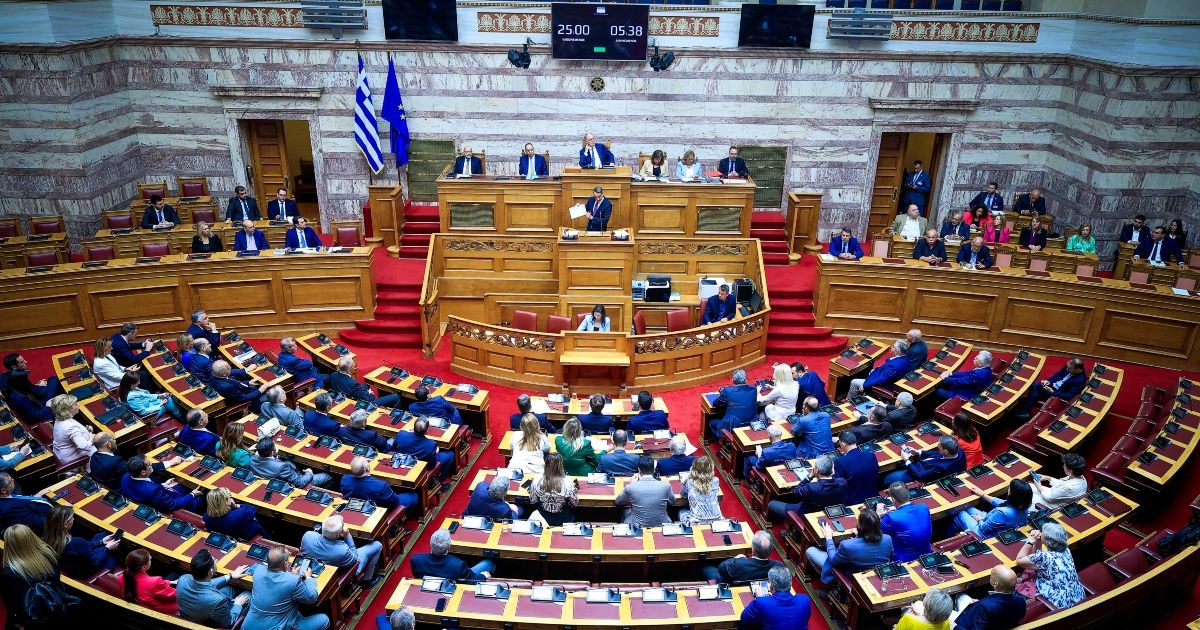Η οικονομία στον πυρήνα της αντιπαράθεσης ΝΔ - ΣΥΡΙΖΑ | Ειδησεις ...