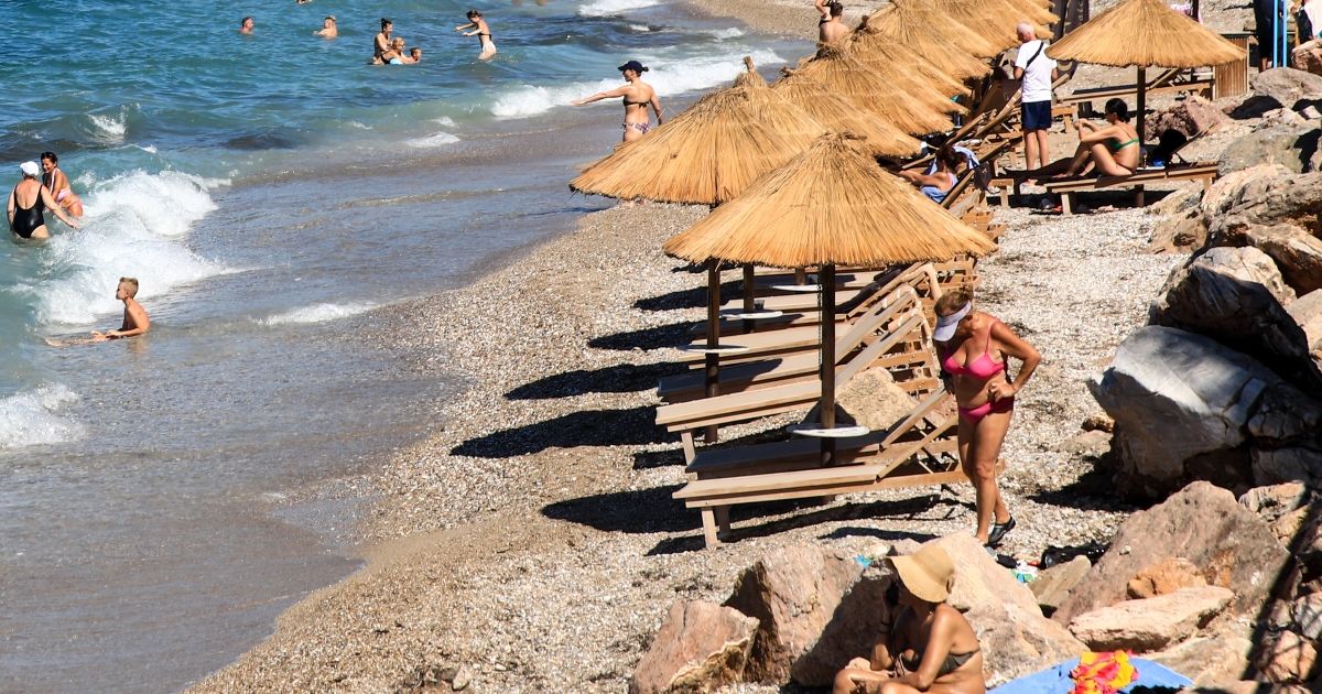 Ο τιμοκατάλογος της ξαπλώστρας: Πόσο κοστίζει το σετ | Ειδησεις ...