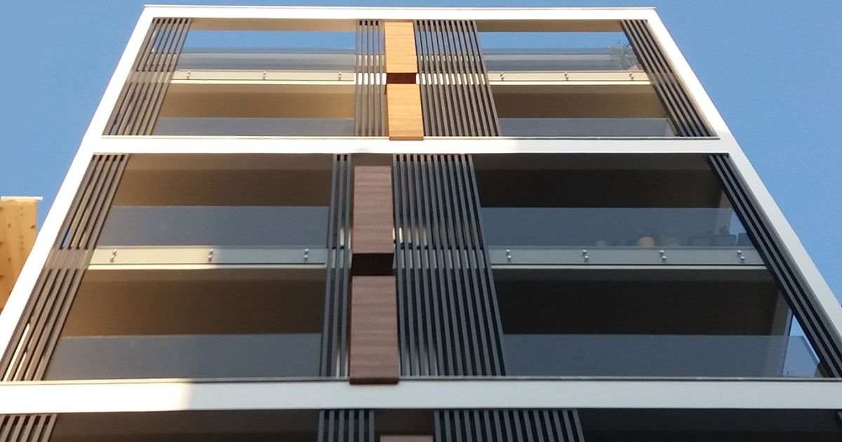 Η πρώτη «πράσινη» πολυκατοικία στην Ελλάδα: Παράγει περισσότερη ...