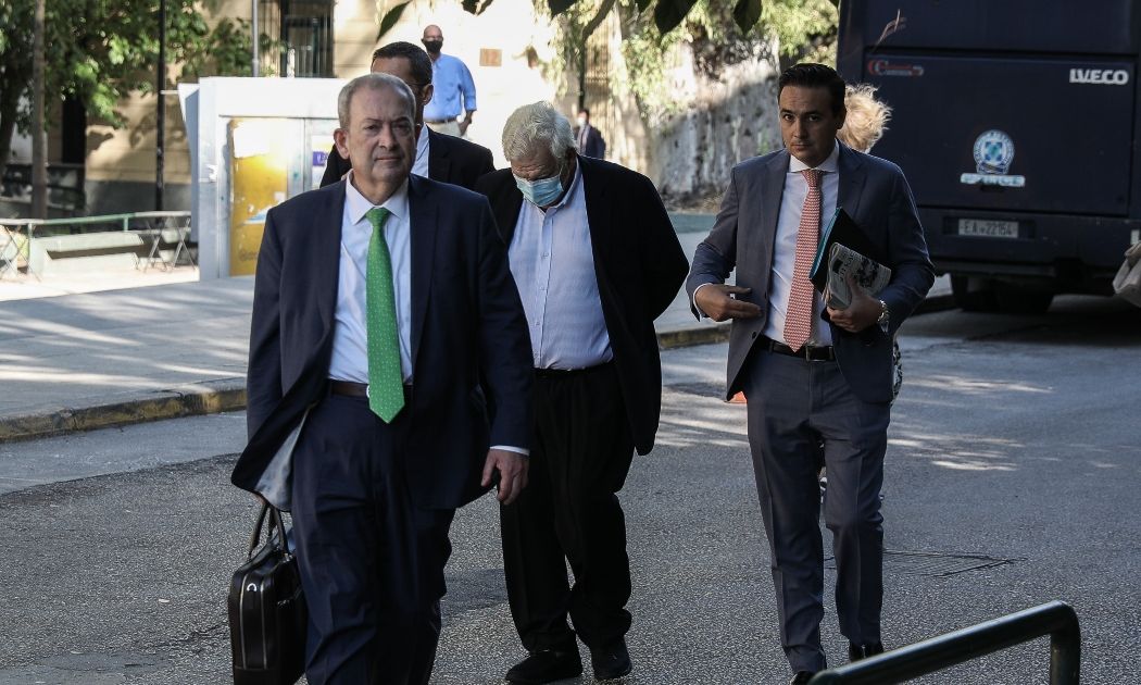 Folli Follie: Στο σπίτι θα εκτίσουν τις ποινές ο Δημήτρης και Καίτη ...
