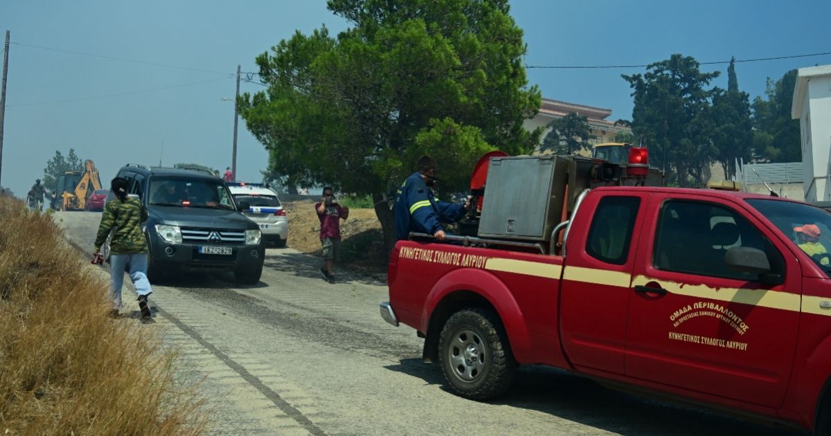 Φωτιά στην Κερατέα: Εκτροπές στη Λαυρεωτική- Oλες οι κυκλοφοριακές ...