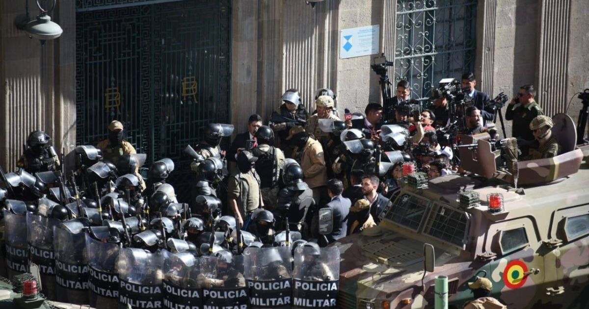 Ετοιμάζεται πραξικόπημα στην Βολιβία – Ο στρατός τοποθέτησε άρματα έξω ...