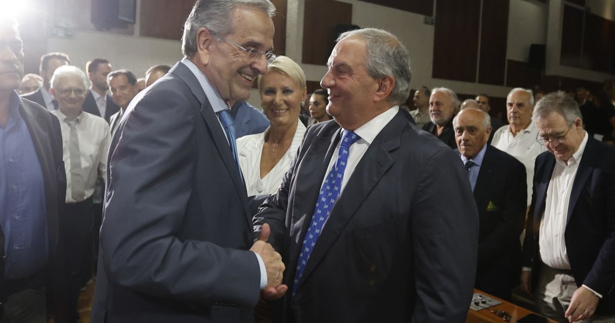 Πώς διαβάζει το Μαξίμου τις ομιλίες Καραμανλή και Σαμαρά | Ειδησεις ...