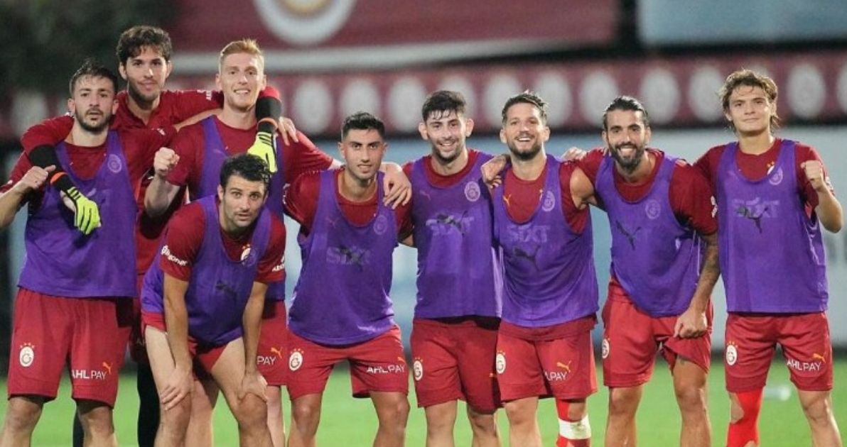 Το όνομα του Ολυμπιακού με δύο ποδοσφαιριστές της Γαλατά εμπλέκουν οι ...