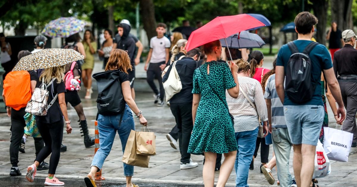 Weather changes from week – Autumn is coming with rain & falling ...