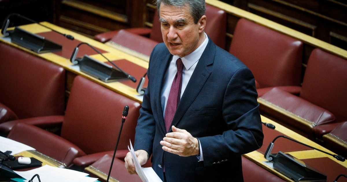Λοβέρδος: Ποιος μπορεί να αμφισβητήσει τον Μητσοτάκη; Θα τον έχουν άλλα ...