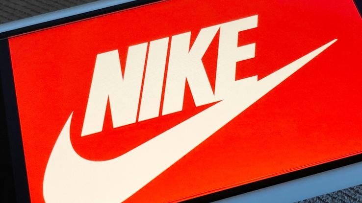 Η Nike "καρατόμησε" τον CEO της, John Donahoe - Στη θέση του ο ...