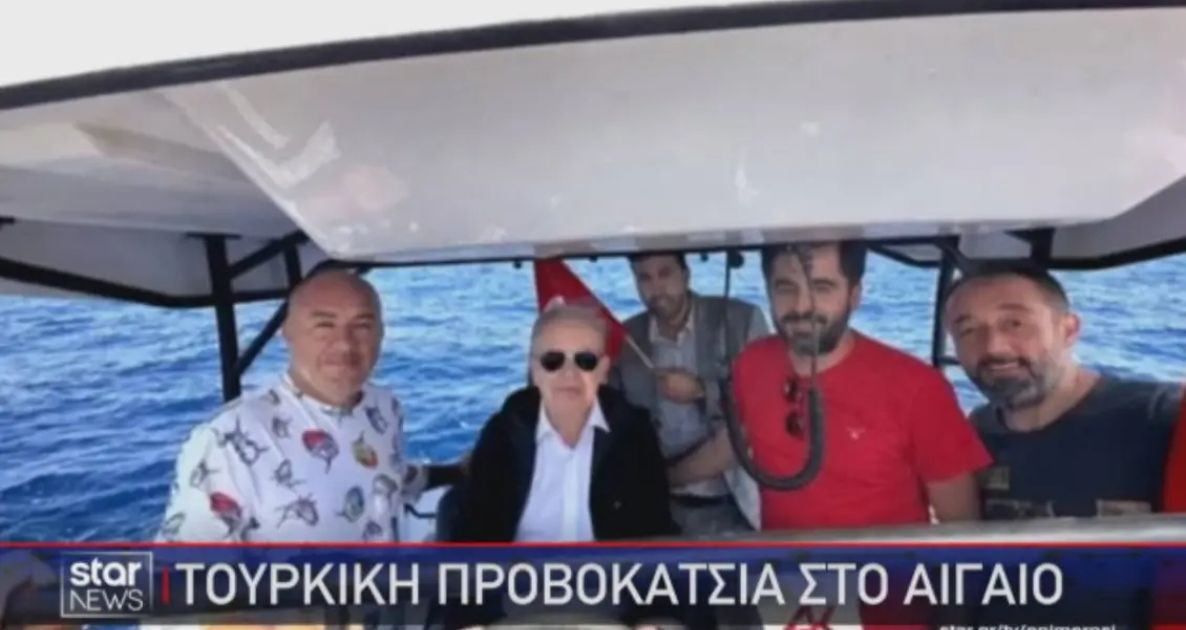 Σόου από τον πατέρα της «Γαλάζιας Πατρίδας»: Ζητά από τους Τούρκους να ...