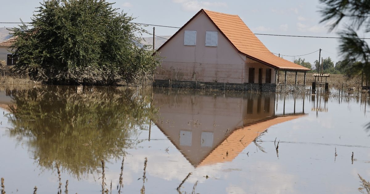 Meteo: 190 θάνατοι σε 70 πλημμύρες στην Ελλάδα | Ειδησεις | Pagenews.gr