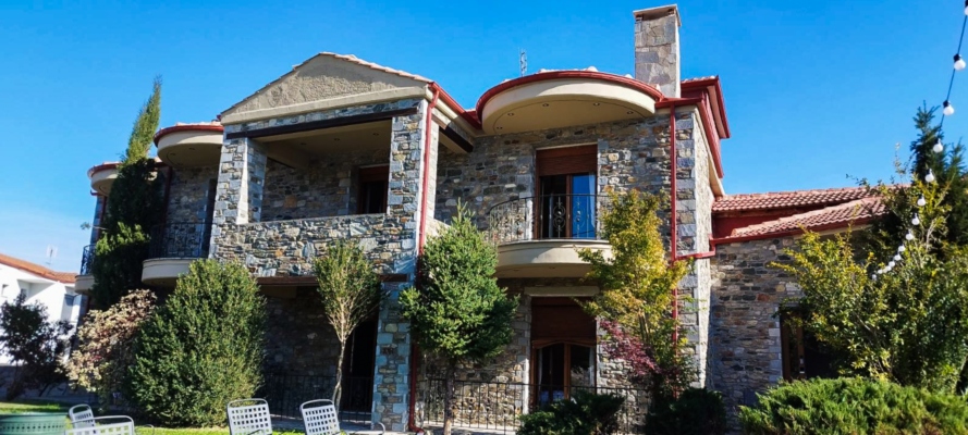Χωρίς άδεια λειτουργούσε το ξενοδοχείο στη Φλώρινα – Μάχη για τη ζωή ...
