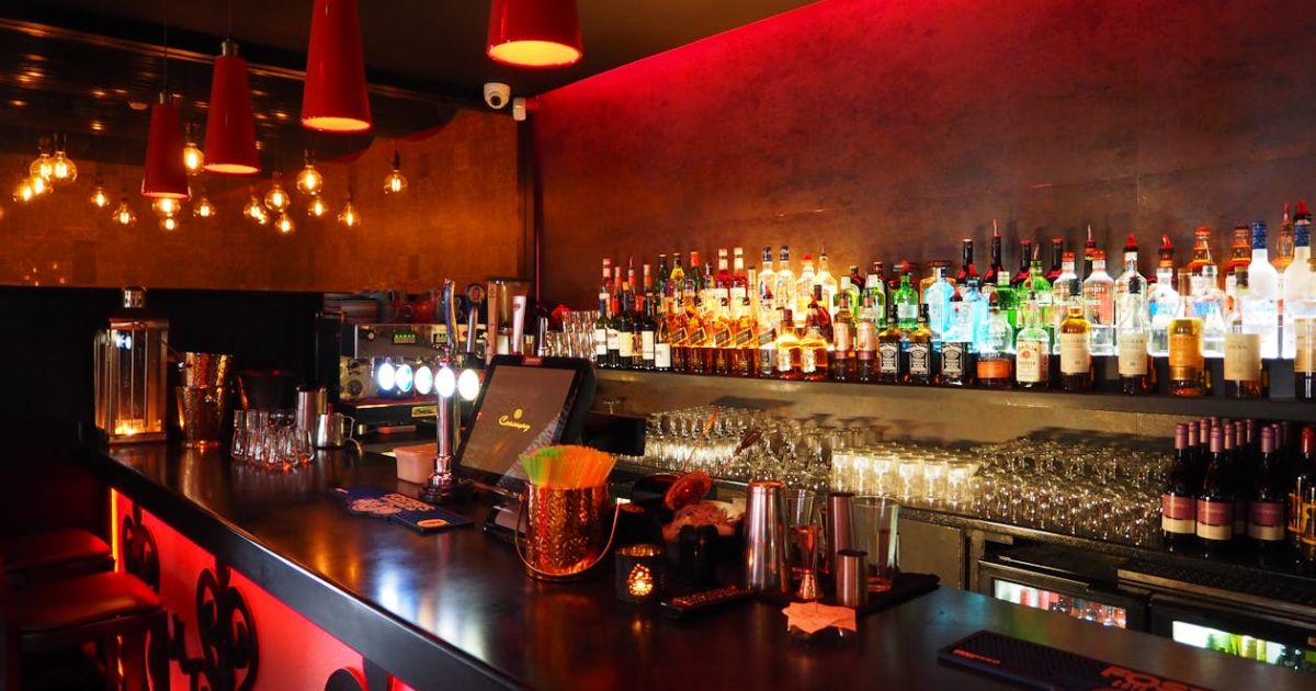 Two Greek bars in the World’s 50 Best Bars 2024 list – One in the Top ...