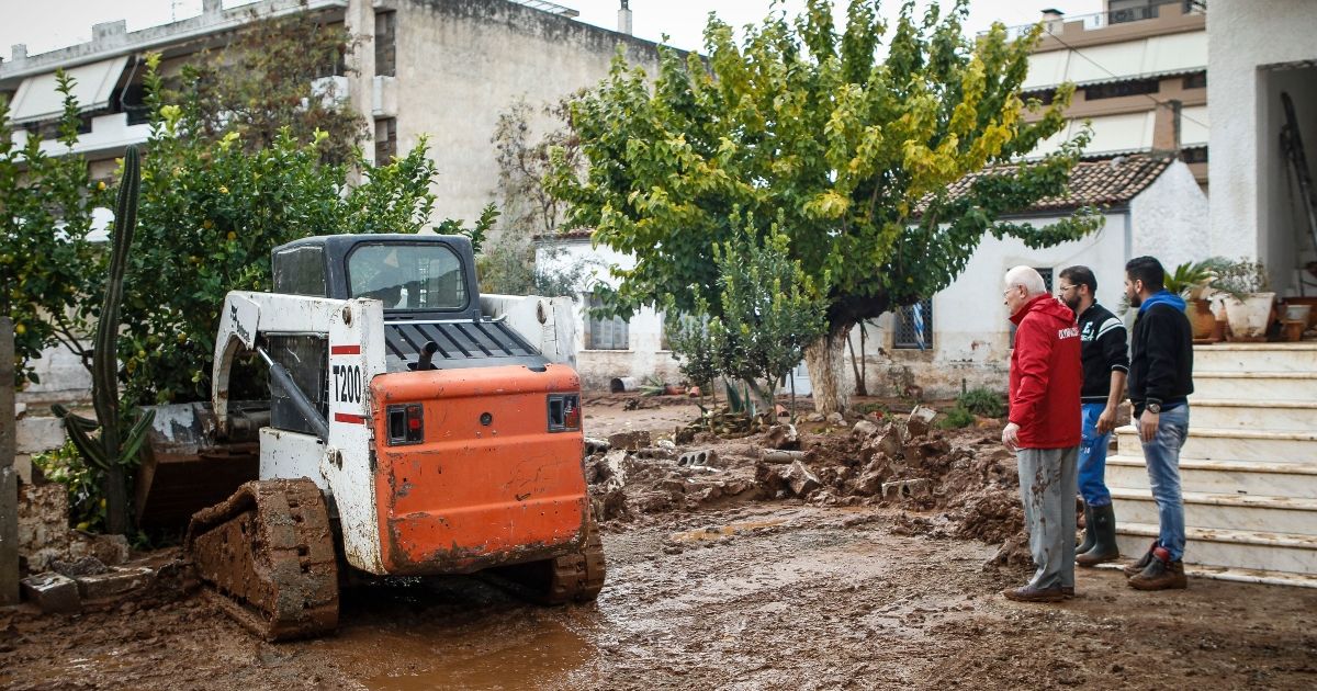 Σχέδιο Πολιτικής Προστασίας απέκτησε η Μάνδρα, επτά χρόνια μετά τη ...