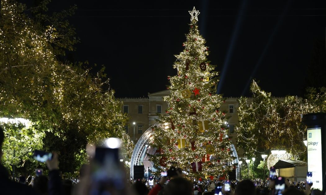 Φωταγωγείται την Πέμπτη 28 Νοεμβρίου το χριστουγεννιάτικο δέντρο στο ...