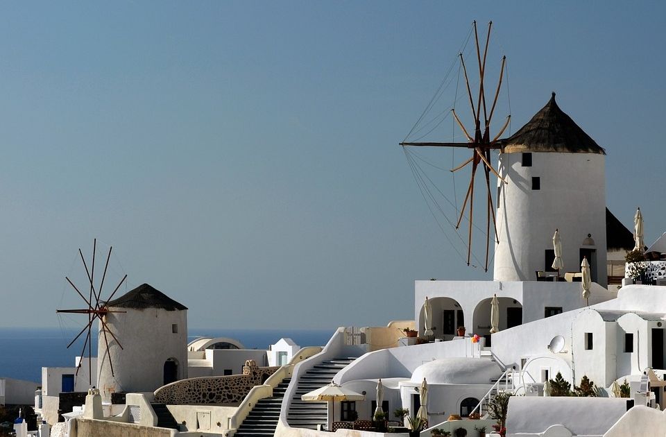 Greece Considers 100% Property Tax on Non-EU Buyers After Spain’s Move ...