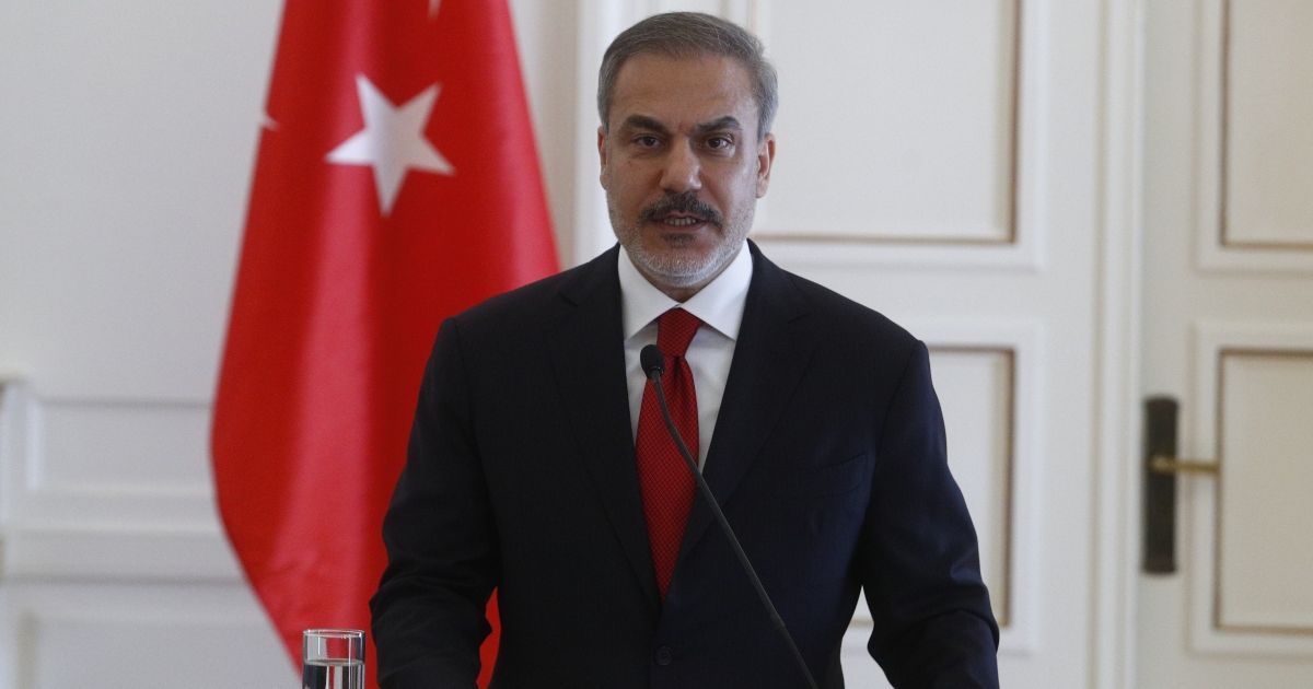 Φιντάν: Ο συριακός λαός θα είναι αυτός που θα καθορίσει το μέλλον του ...