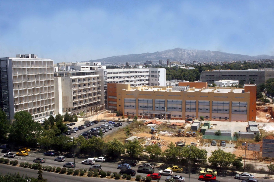 Ξηλώθηκε η ηγεσία του Υγειονομικού των Ενόπλων Δυνάμεων – Ποιοι ...