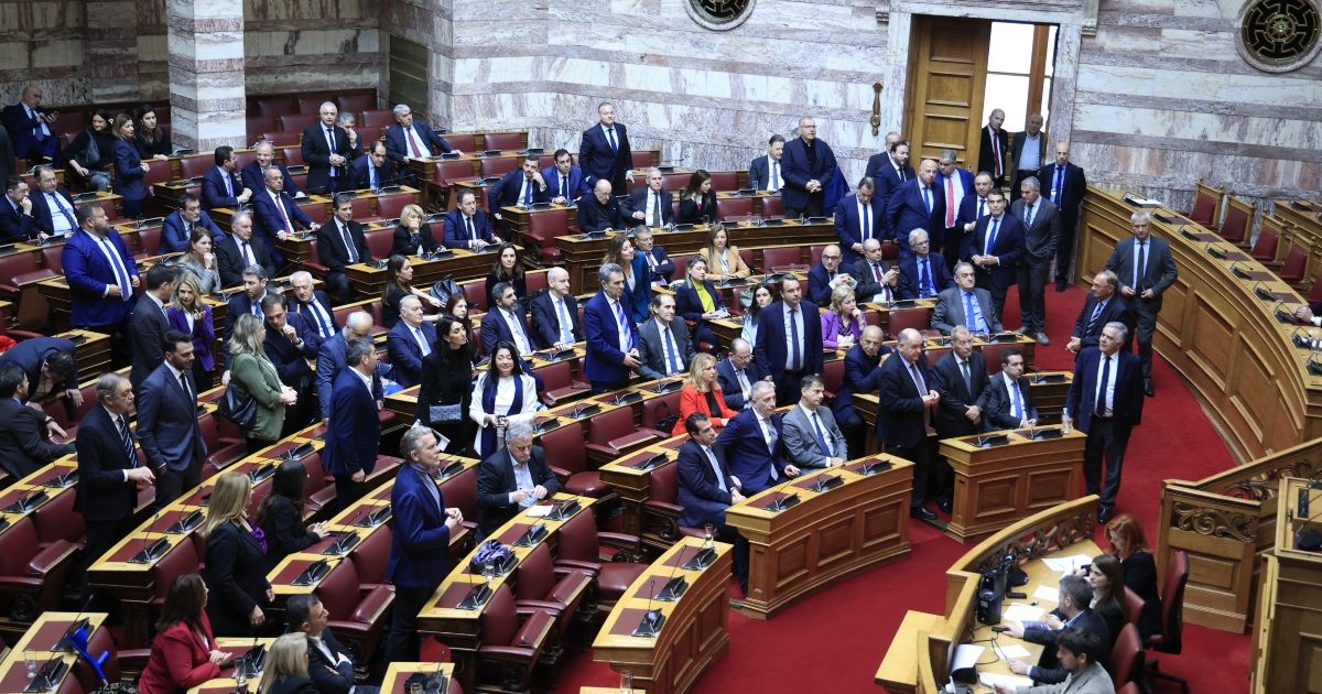 Βουλή: Στην ολομέλεια τα Δημόσια Ωνάσεια Σχολεία | Ειδησεις | Pagenews.gr