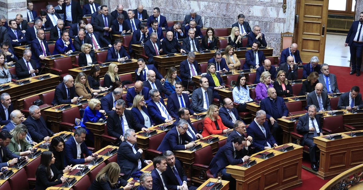 "Αντίδοτο" στα Τέμπη ο ανασχηματισμός; | Ειδησεις | Pagenews.gr