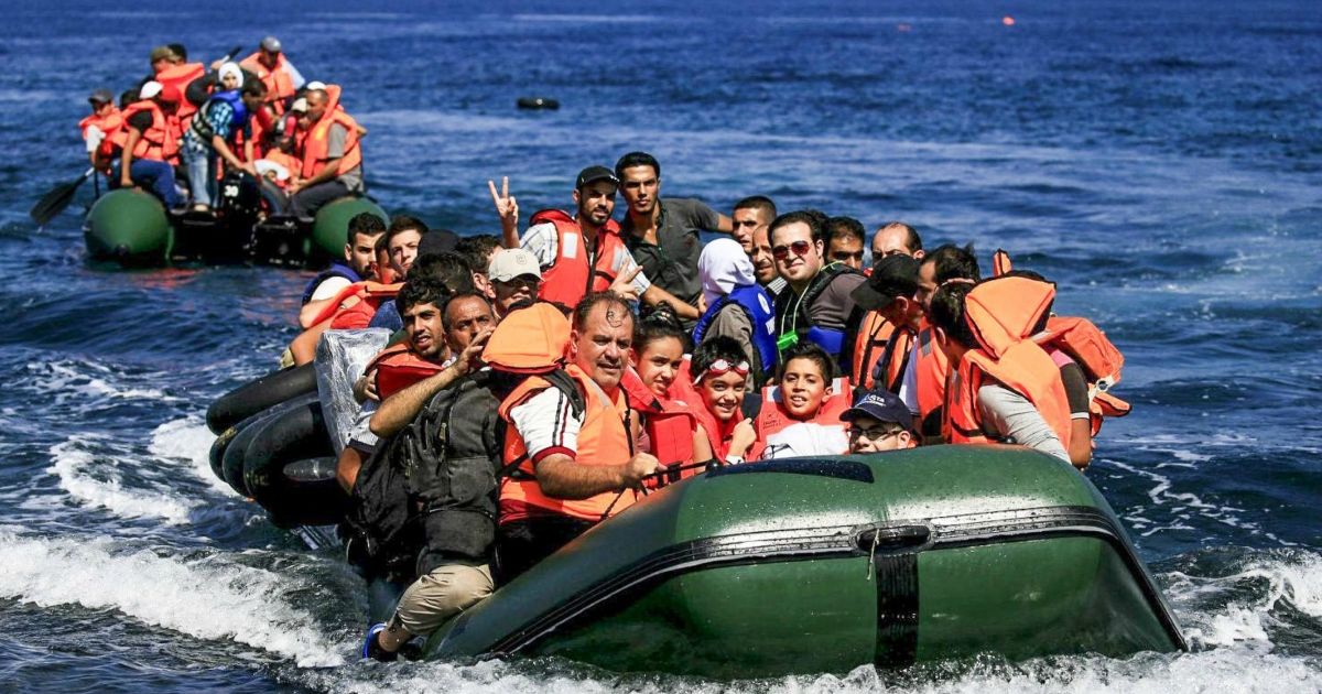 Europol: Εντόπισε κύκλωμα διακίνησης μεταναστών με δράση και στην ...