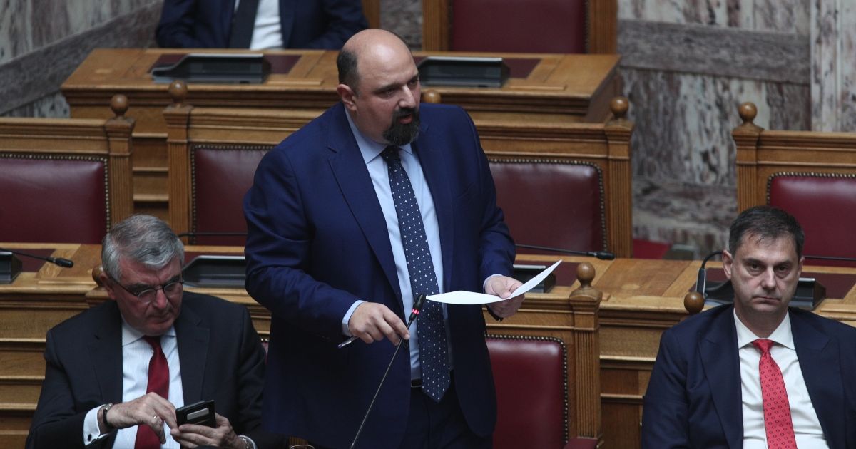Τριαντόπουλος: Δημοσίευσε το e-mail για τον περιβάλλοντα χώρο του ...