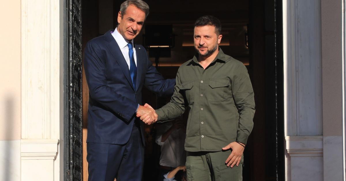 Τηλεφωνική επικοινωνία Μητσότακη-Ζελένκσι: «Η Ελλάδα θα συνεχίσει να ...