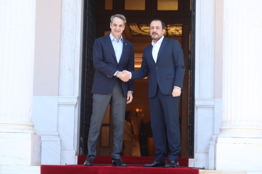 Συνάντηση Μητσοτάκη Χριστοδουλίδη: Στο επίκεντρο το Κυπριακό και οι ...