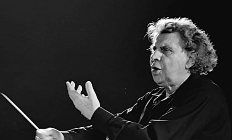 Οι ηθοποιοί τραγουδούν Μίκη Θεοδωράκη | Ειδησεις | Pagenews.gr