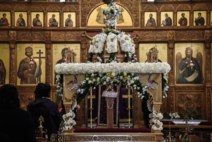 Επιτάφιος: Ω γλυκύ μου έαρ-το Μοιρολόι της Παναγίας,τι συμβολίζουν τα ...