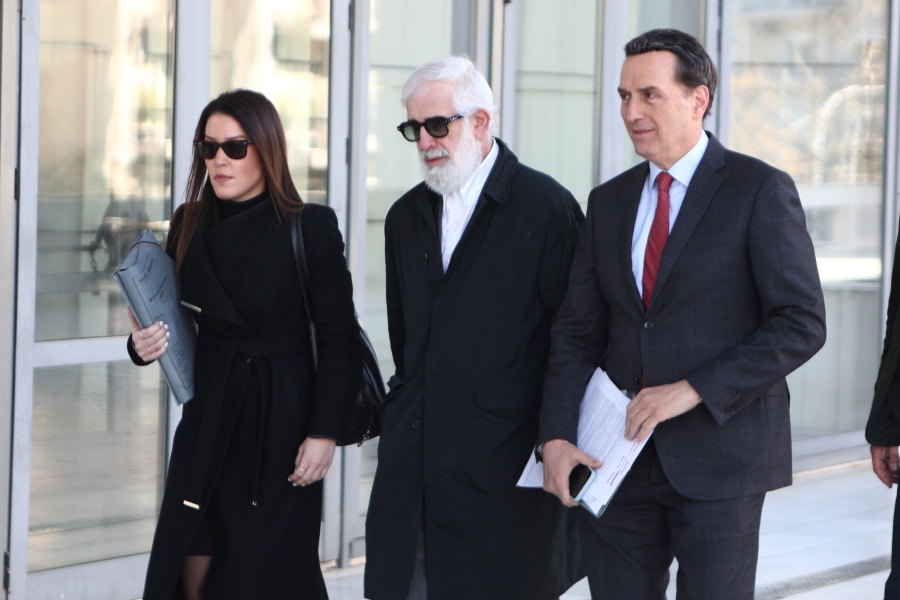 Δίκη Φιλιππίδη: «Ποτέ δεν τον είδα να μιλάει άσχημα ή να είναι βίαιος ...