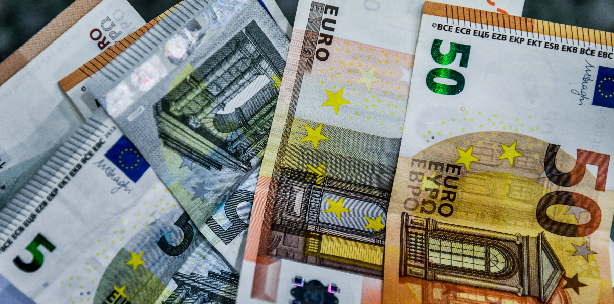 Συντάξεις Μαΐου 2025: Πότε θα μπουν τα χρήματα στα ATM για ΙΚΑ, ΟΑΕΕ ...