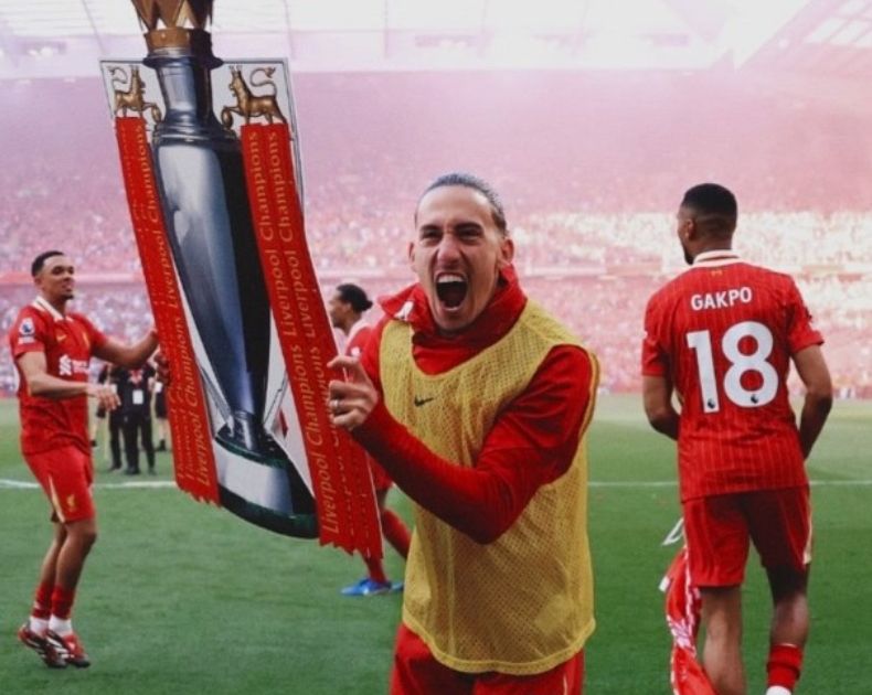 Kostas Tsimikas Becomes First Greek Premier League Champion with ...