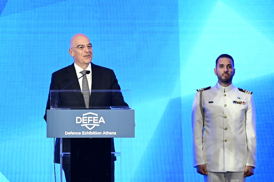 DEFEA 2025: Ο Νίκος Δένδιας εγκαινίασε τη διεθνή έκθεση Άμυνας και ...