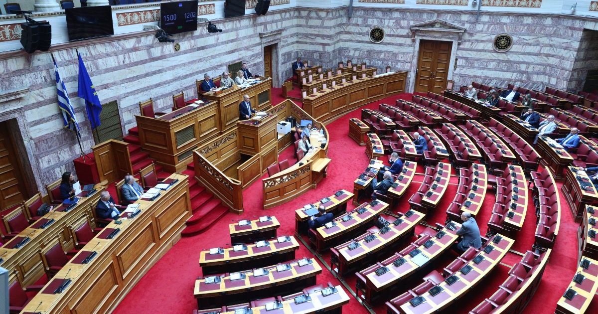 Τέμπη: Ανατομία της ετερόκλητης συμμαχίας για "εσχάτη προδοσία ...