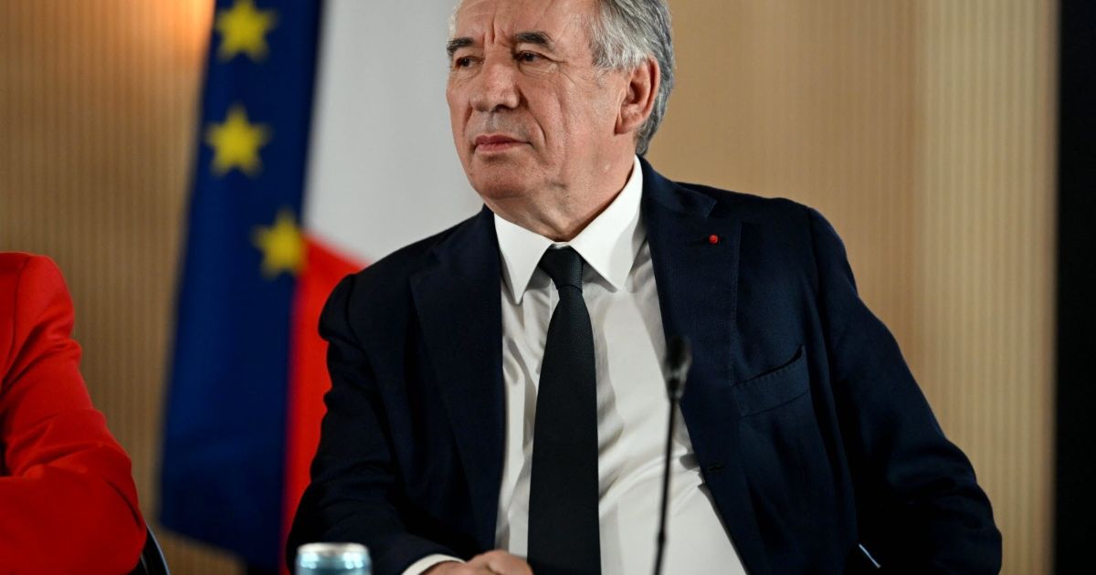 Μπαϊρού: Δεν πρέπει να ξεχάσουμε ποτέ την ιστορία της Ελλάδας ...