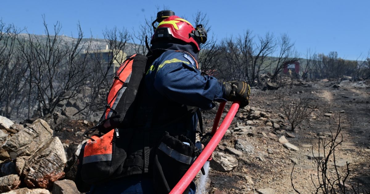Wildfire Near Polytechnic University Under Control — Large Firefighting ...