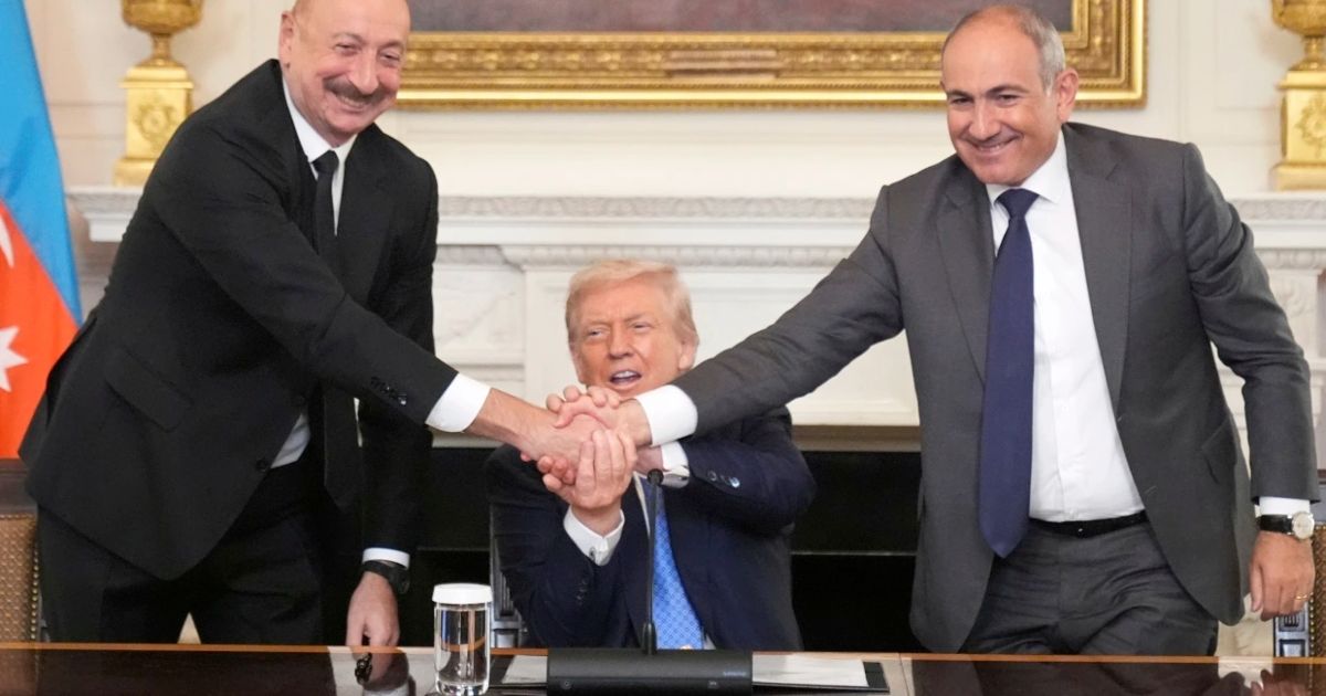 Ιστορική συμφωνία Αζερμπαϊτζάν και Αρμενία στον Λευκό Οίκο | Ειδησεις ...