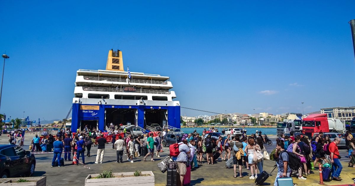 Νέο ρεκόρ εισπράξεων προμηνύεται για τον ελληνικό τουρισμό το 2025 ...