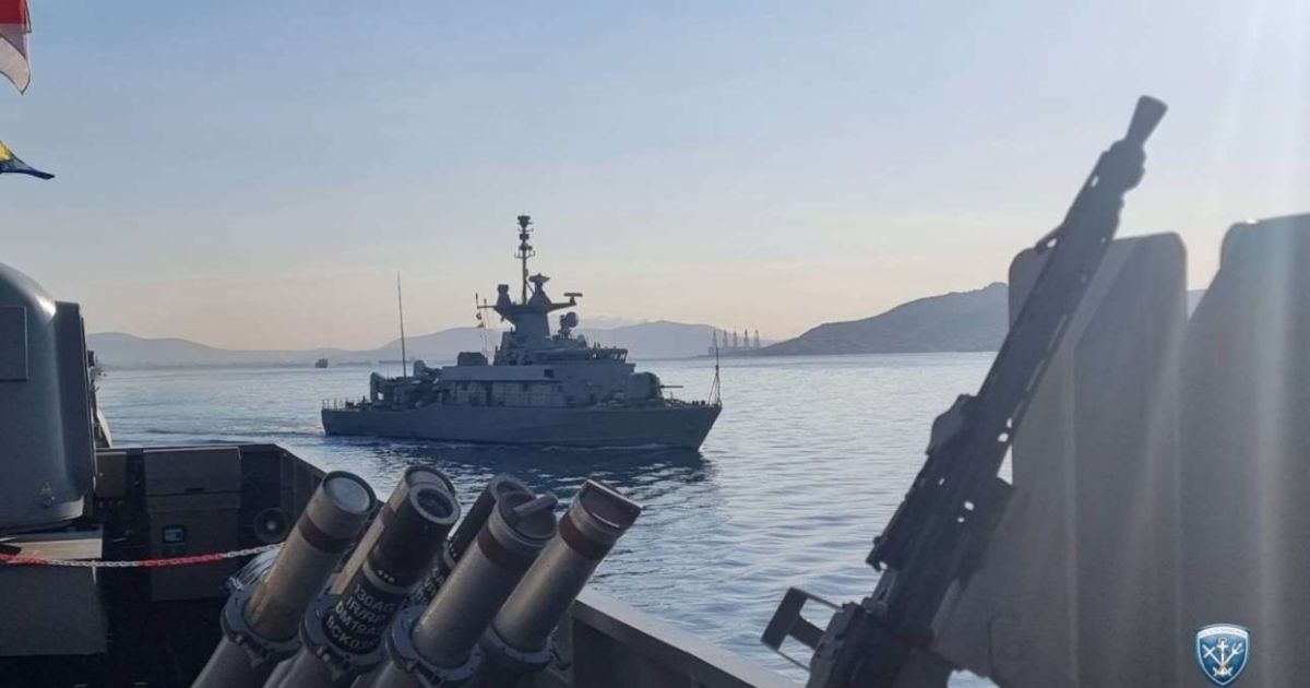 Εικόνες ισχύος από τις ασκήσεις του Πολεμικού Ναυτικού στο Αιγαίο ...