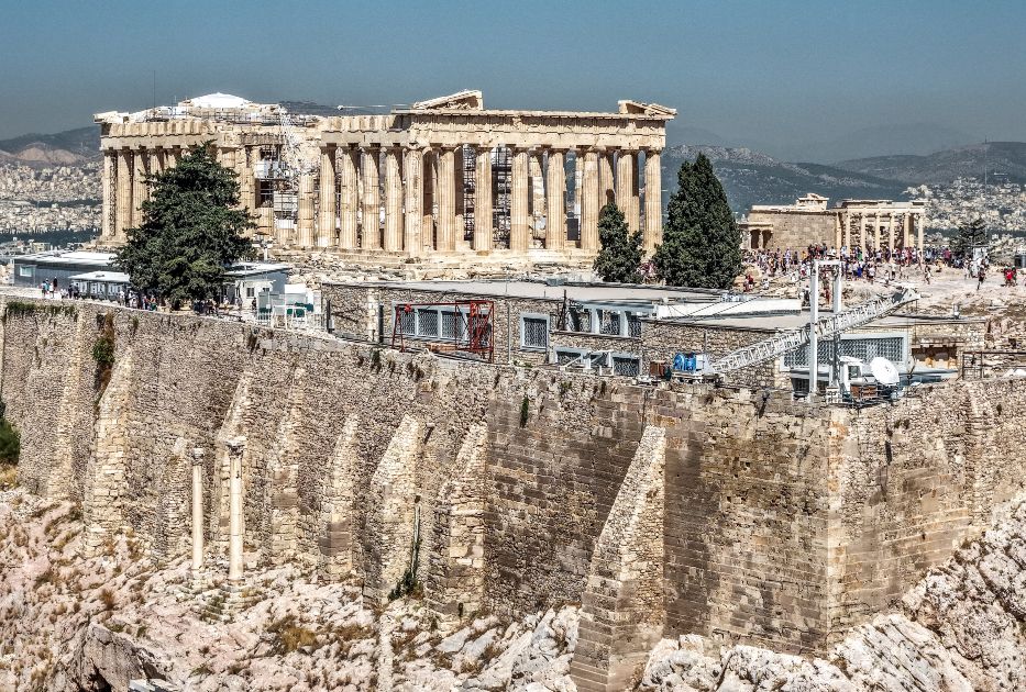 Ακρόπολη χωρίς… σίδερα: Βγήκαν οι σκαλωσιές από τη δυτική πλευρά του ...