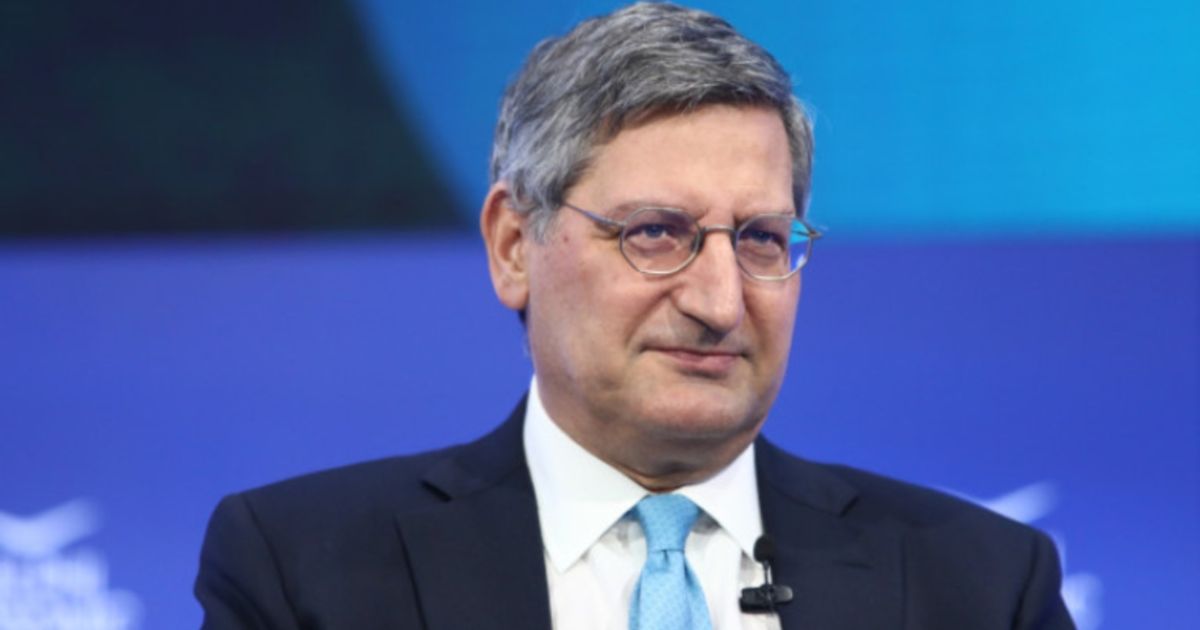 Μυλωνάς: «Ουδέν σχόλιον» για νέες επενδύσεις – Στα €2,5 δισ. η ...
