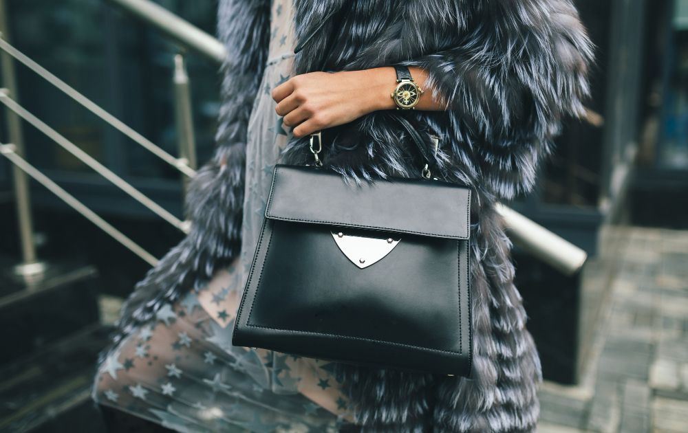 Σκάνδαλο στο Μιλάνο: Luxury brands στο στόχαστρο για «σκλαβοπάζαρο ...