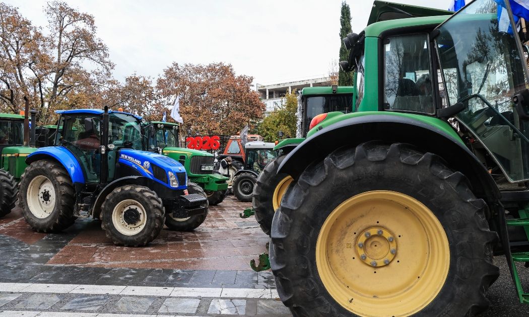Οι Αγρότες σε νέα κλιμάκωση: Ενισχύουν τα μπλόκα,αποφασίζουν τη ...