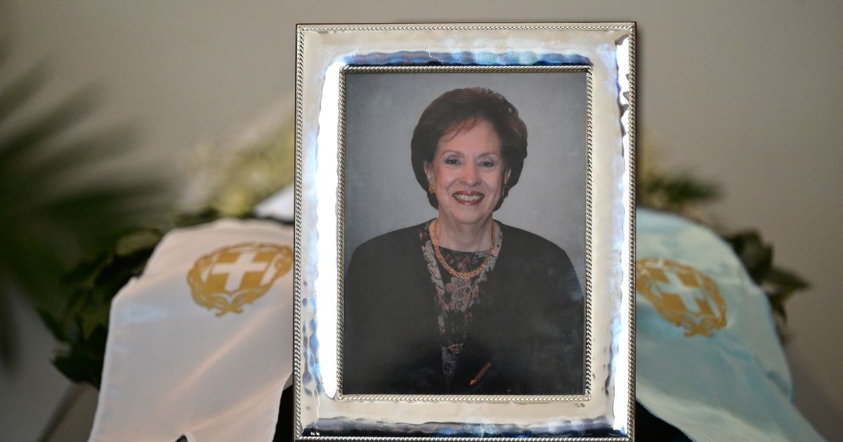 Άννα Ψαρούδα – Μπενάκη: Στο Α’ Νεκροταφείο η κηδεία της πρώτης γυναίκας ...