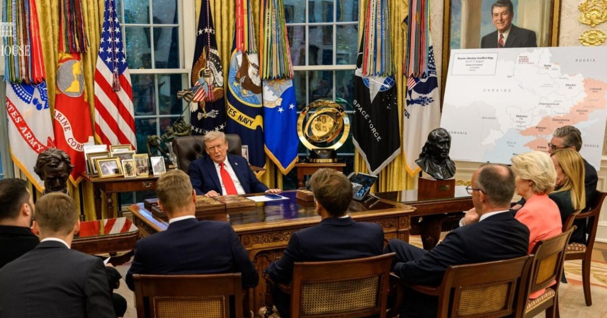 «Σπάει ο Ατλαντικός: Ο Τραμπ τραβά στρατεύματα – Η Ευρώπη απαντά ψυχρά ...